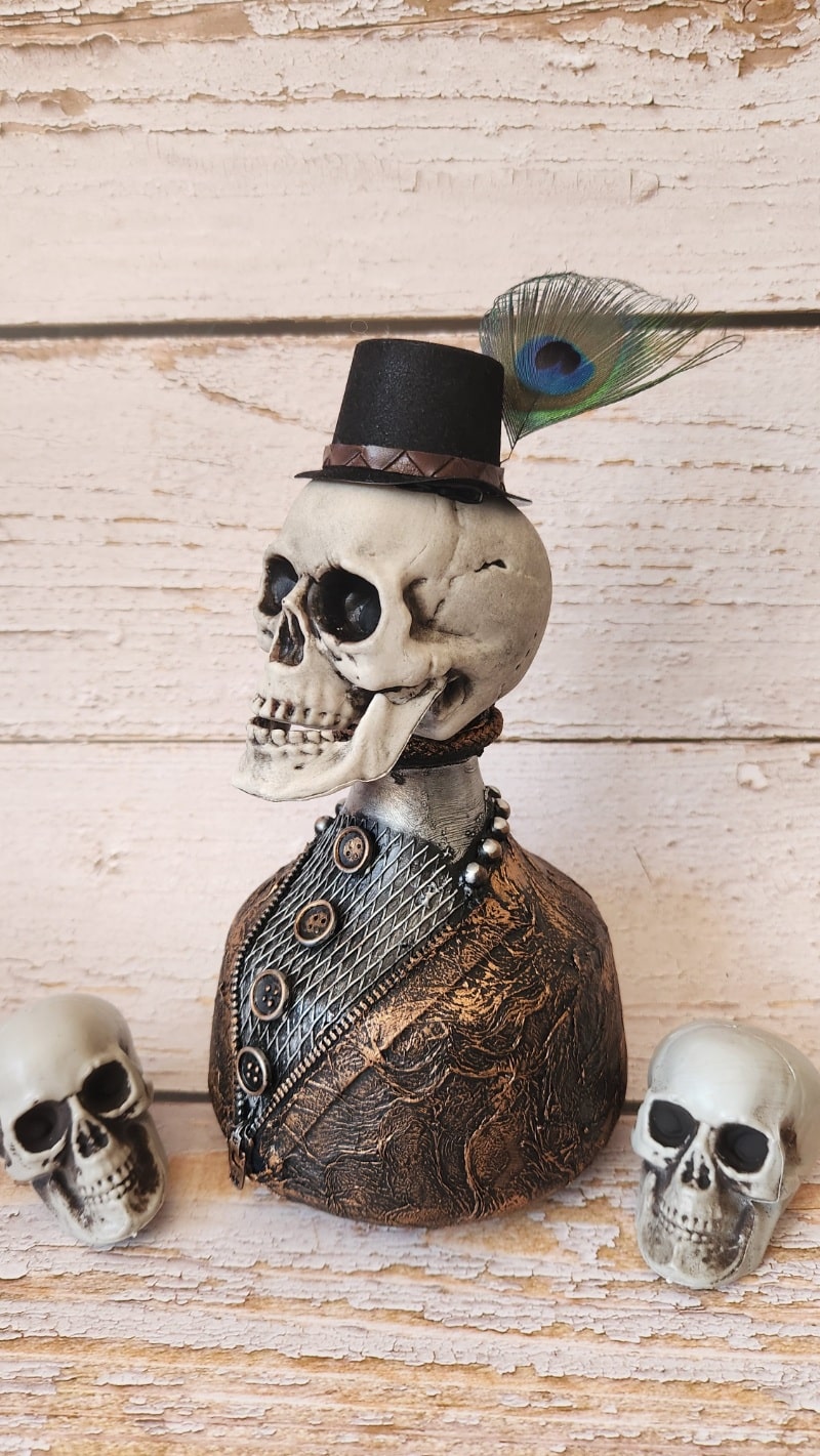 DIY skull bottle - Unique Creations By Anita